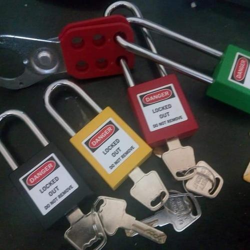 Jual Lockout Tagout Locks 1-1/2 Inch Shackle Key Different Safety ...