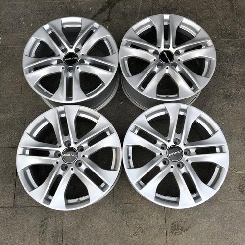 Jual Velg Mercedes Benz OEM W212 Avantgarde R17 5x112 like new W204 ...