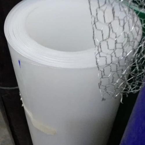 Jual plastik fiber tutup pagar pvc flat flexilon penutup pagar - Putih ...