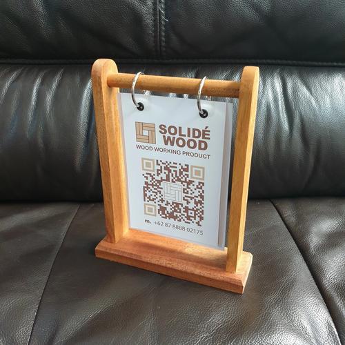 Jual Tentcard A6 tempat dudukan menu holder kayu nomer meja tent card ...