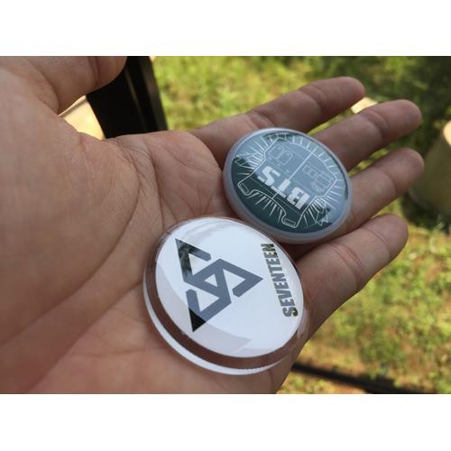 Jual Pin Akrilik Acrylic Custom Coating Resin Desain Suka-Suka - Putih ...