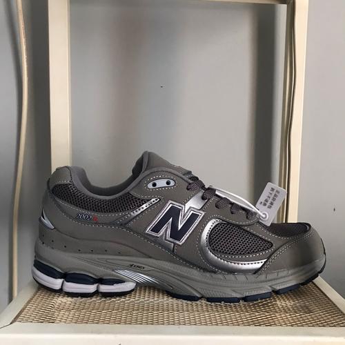 Jual new balancee 2002 light gret - 42 - Jakarta Pusat ...