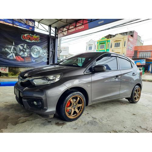 Jual Paket Velg Dan Ban Mobil Brio R15 HSR TOKYO/TE37 Plus Ban Accelera ...