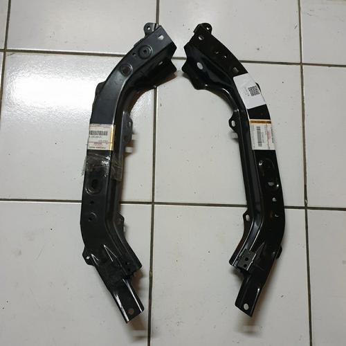 Jual Panel Headlamp Bullhead Atas Samping Asli Mitsubishi Xpander ...