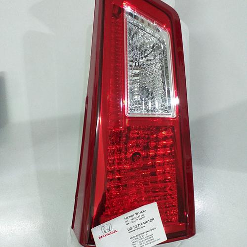 Jual Reflektor Lampu belakang bagasi kiri Toyota Innova reborn Original ...