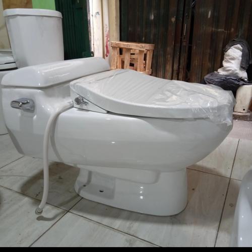 Jual closet duduk Toto CW 436 J kloset Toto model semprot otomatis ...