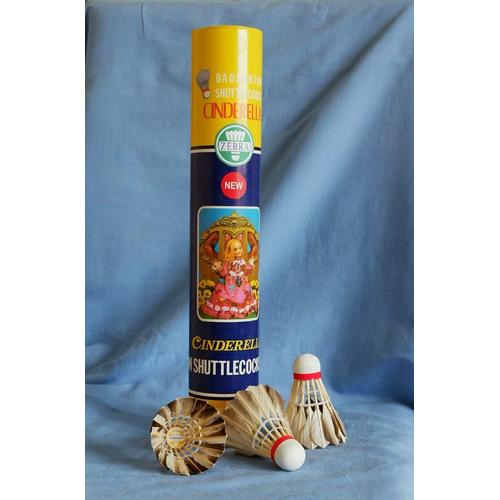 Jual Shuttlecock Badminton Merk Cinderella Kuning Zebra original ...