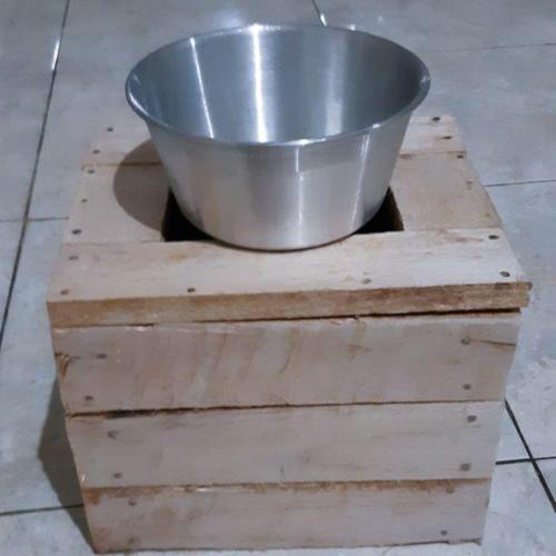 Jual Kursi Ratus Kayu mampu menahan beban sampai 90kg - kursi saja ...