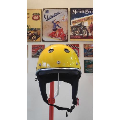 Jual Helm Sepeda Retro - Classic Retro Boulter Bike Helmet Yellow ...