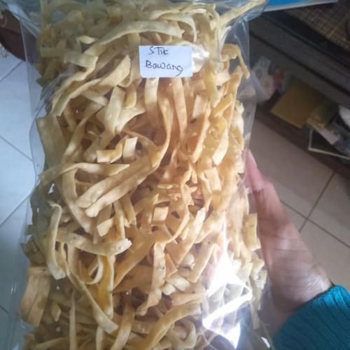 Jual snack camilan setengah kiloan ( stick keju , stick bawang , peyek ...