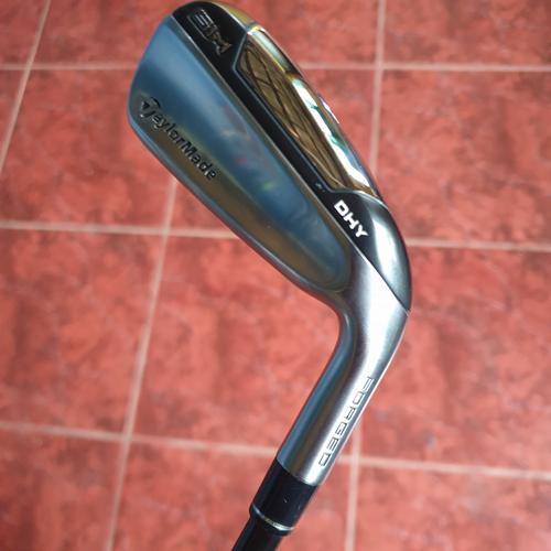 Jual Taylormade Sim DHY 5 Forged Utility hybrid like new condition ...