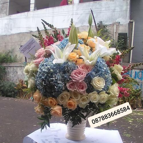 Jual rangkaian bunga untuk ucapan ulang tahun/ucapan congratulations ...