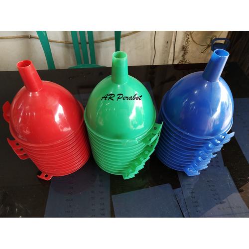 Jual Corong Air Minyak /Corong Plastik Warna UK 12 CM /Corong Kecil ...