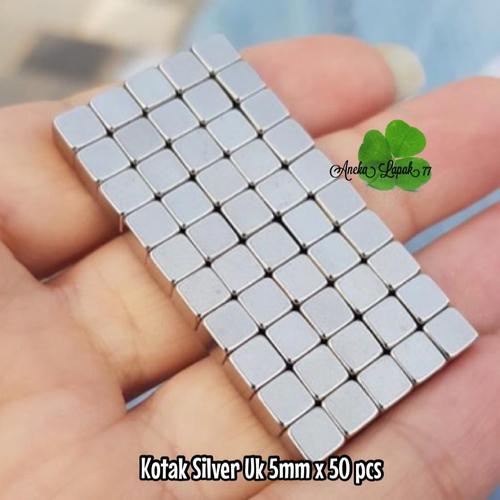 Jual Mainan Bola Magnet Edukasi Motorik Anak Magnetic Bucky Balls kotak ...