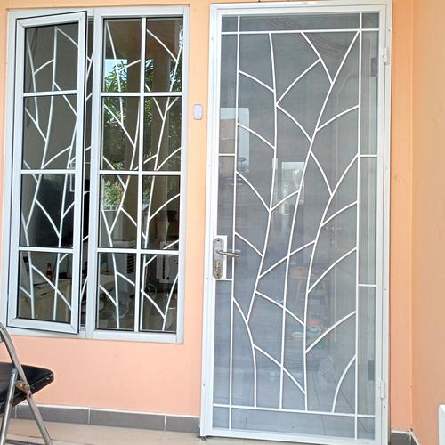 Jual pintu kawat nyamuk baja motif ranting - Kab. Bekasi ...