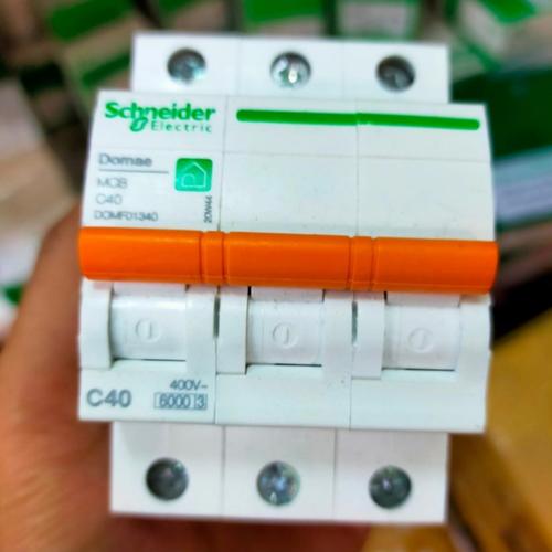 Jual mcb 3p 32a, 40a 6kA domae schneider - Jakarta Pusat - Rhatna Shoop ...