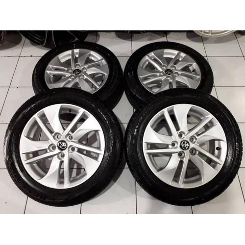 Jual velg mobil bekas copotan mobil sienta ring 16 warna silver plus ban - Kota Bekasi - Toko ...