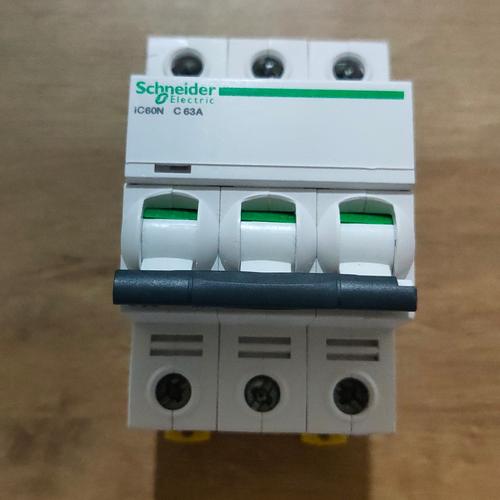Jual MCB Schneider 3phase ICN60 C63A - Kota Palembang - Tiga saudara jaya abadi | Tokopedia