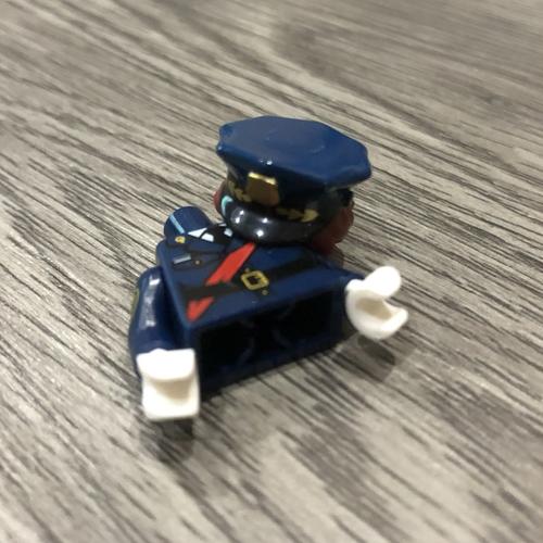 Jual Lego police woman suit n hat - Jakarta Utara - Go_brick | Tokopedia