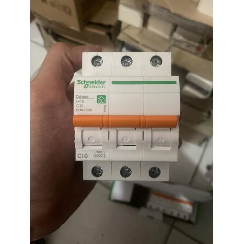 Jual MCB SCHNEIDER 3phase 10A / 16A / 20A 3pass 10 A 3 phase DOMAE - 16 ...