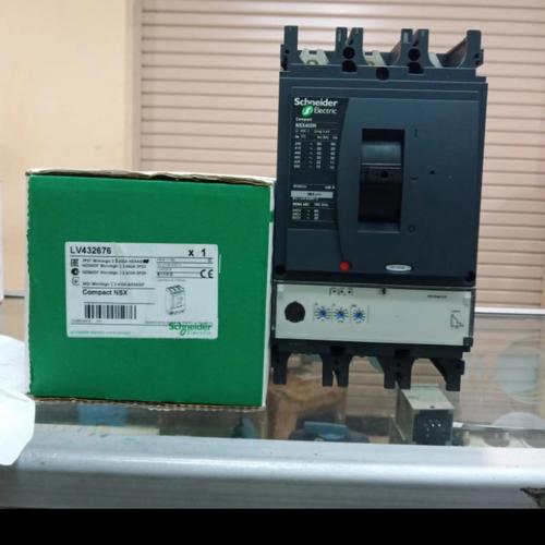 Jual MCCB NSX400N 400A LV432693 NSX 400A 3P Schneider - Jakarta Pusat ...