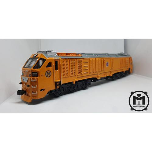 Jual Miniatur Lokomotif CC300 PNR (Philippine National Railways) - HO ...