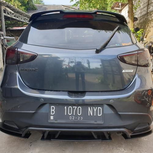 Jual rear spoiler wing Mazda 2 Skyactiv - Boxza FINISH CARBON - Kota ...
