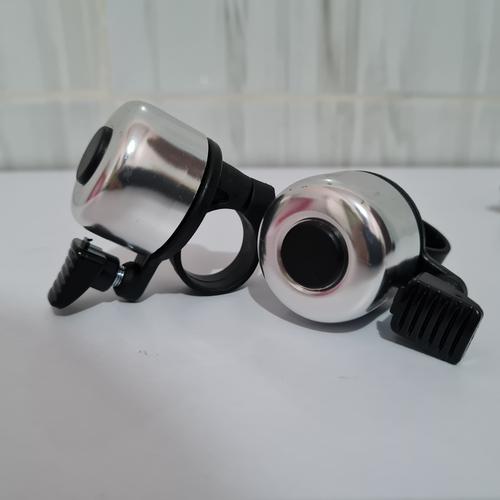 Jual Bel Sepeda Polygon Asli Warna Silver dan Hitam - Hitam - Kab ...