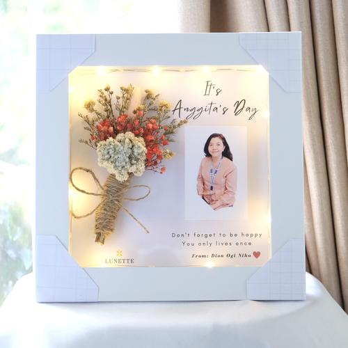 Jual Dried Flower Bouquet in Frame Bunga Kering Pigura Hadiah ...