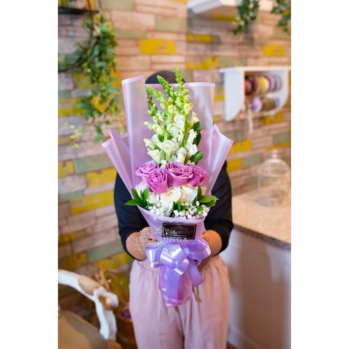 Jual Buket Bunga Asli Pink Fresh Hand Bouquet Flower Bucket Ulang Tahun ...