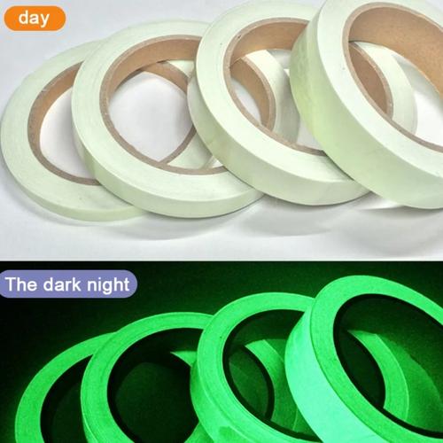 Jual Stiker glow in the dark hijau / Sticker fosfor / Luminous tape ...