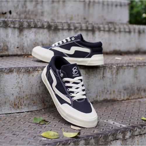 Jual SEPATU PATROBAS CLOUD LOW BLACK WHITE IVAN HITAM PUTIH PATROBAS ...
