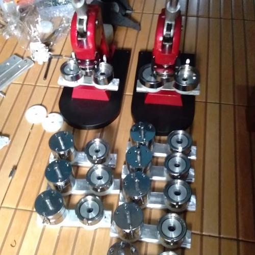 Jual Mesin Press Pin & Ganci - Mould ( 4,4 cm 4,5 cm dan 5,8 cm - Kab ...