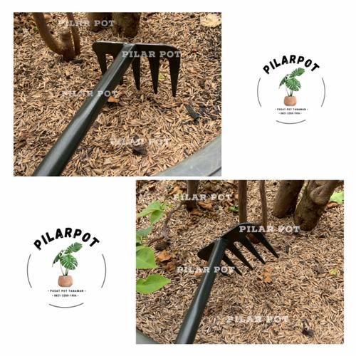 Jual garpu besi gagang kayu untuk garukan tanah berkebun - GARPU TANAH ...