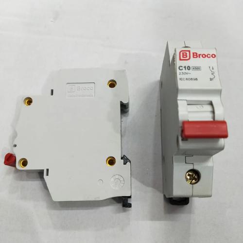 Jual MCB Broco 10 A Pemutus Arus 1 Phase 10 Ampere SNI/mcb broco 10 A - 16A - Kota Tangerang ...