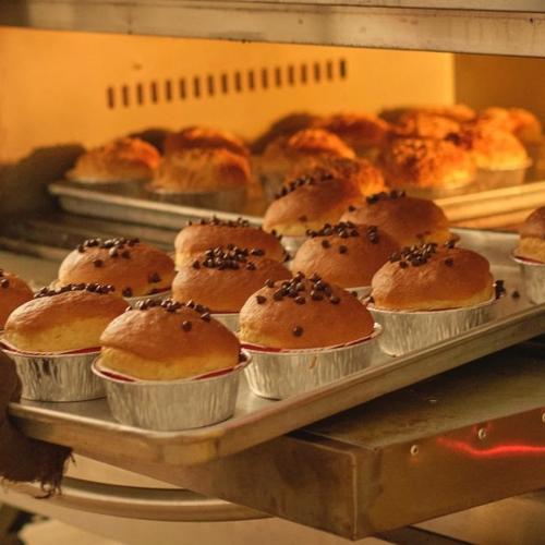 Jual Roti Bunting (minimal pembelian 9) - tiga musim - Jakarta Selatan ...