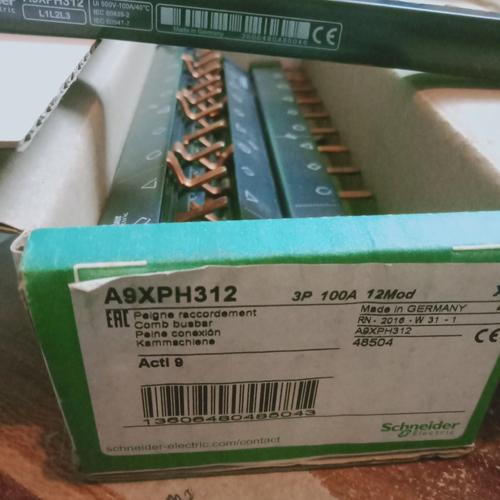 Jual COMB BUSBAR SCHNEIDER A9XPH312 3P 100A 12MOD - Kota Bandung ...