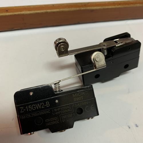Jual Micro Limit Switch Besar Z-15GW2-B - Jakarta Barat - 88-electronic-LTC | Tokopedia