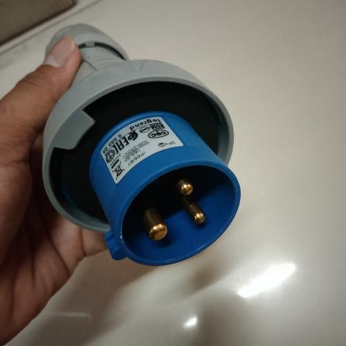 Jual legrand plug 16A 2p+E ip67 3pin legrand 555324 - Kota Surabaya ...