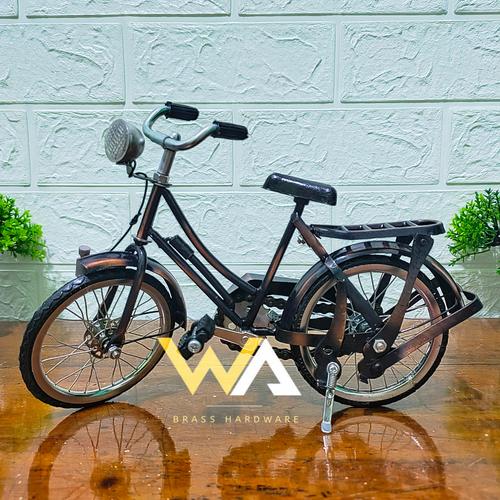 Jual Miniatur Sepeda Onthel Cewek / Miniatur Sepeda Jawa - Sepeda ...