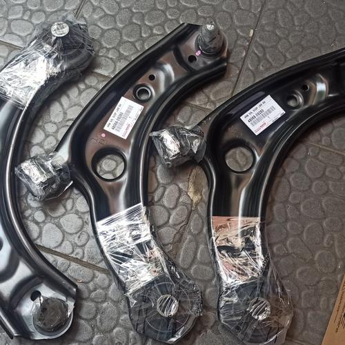 Jual lower arm toyota sienta original 48068-09260 dan 48069-09270 ...