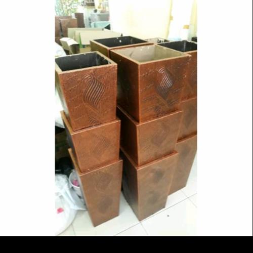 Jual pot kayu tinggi 35cm untuk pohon plastik bambu ulir - Tembaga ...