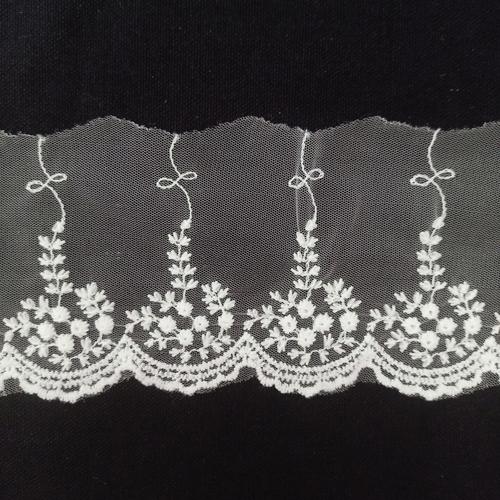 Jual Renda Tile 100-0043 (yard) - Kota Bekasi - M&G kain kanvas | Tokopedia