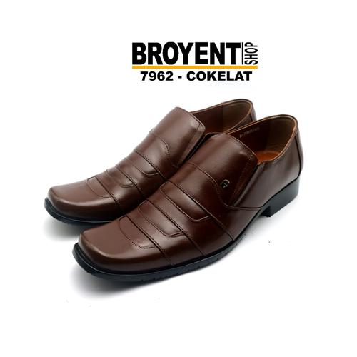 Jual Sepatu Kerja Kantor Pantofel Pria Kulit Sapi Asli Warna Cokelat ...
