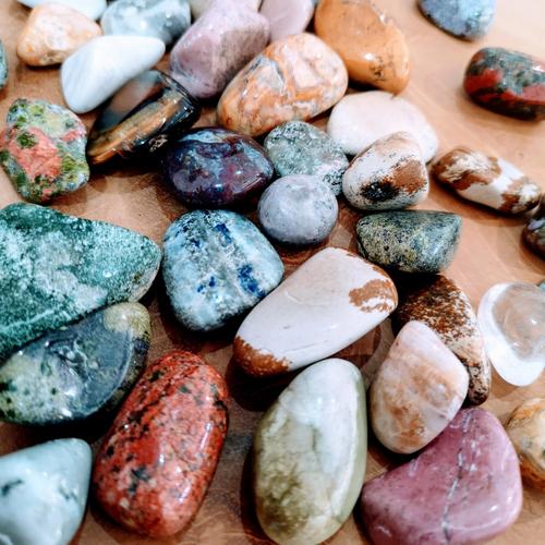 Jual Batu Permata Crystal Tumbled Mix/ Tiger eye/Moonstone/Jasper/Agate ...