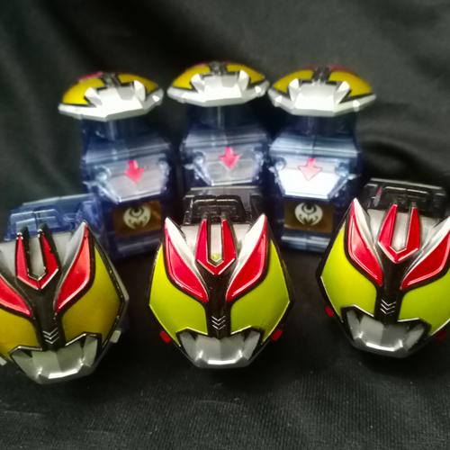 Jual ASTRO SWITCH KAMEN RIDER KIVA SERIES KAMEN RIDER FOURZE ORIGINAL ...