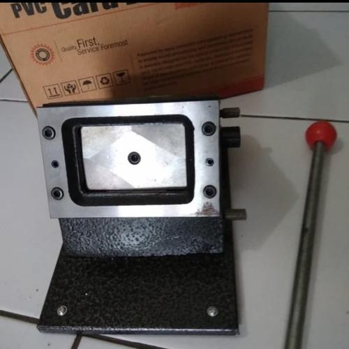 Jual Alat Potong Plong Id Card Pemotong Pvc Id Card - Kab. Sleman ...