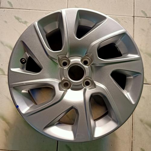 Jual velg untuk serep chevrolet spin warna silver - Jakarta Utara ...