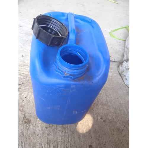 Jual Jerigen / Derigen / Drigen Putih /Biru - 5 Liter / 5 kg - Putih ...