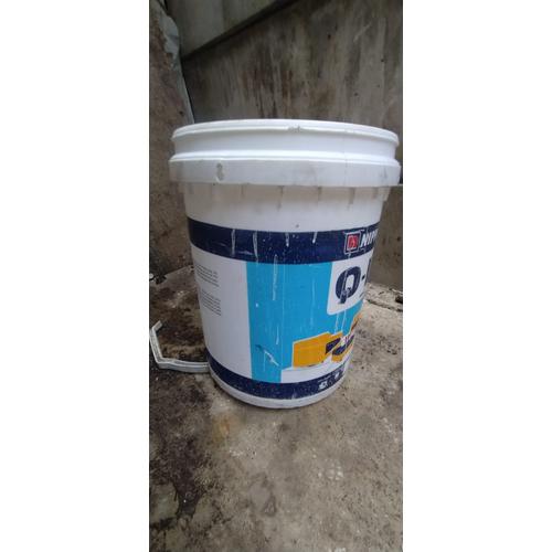 Jual Ember bekas cat 25kg ember plastik 25kg sablon tanpa tutup - Kota ...